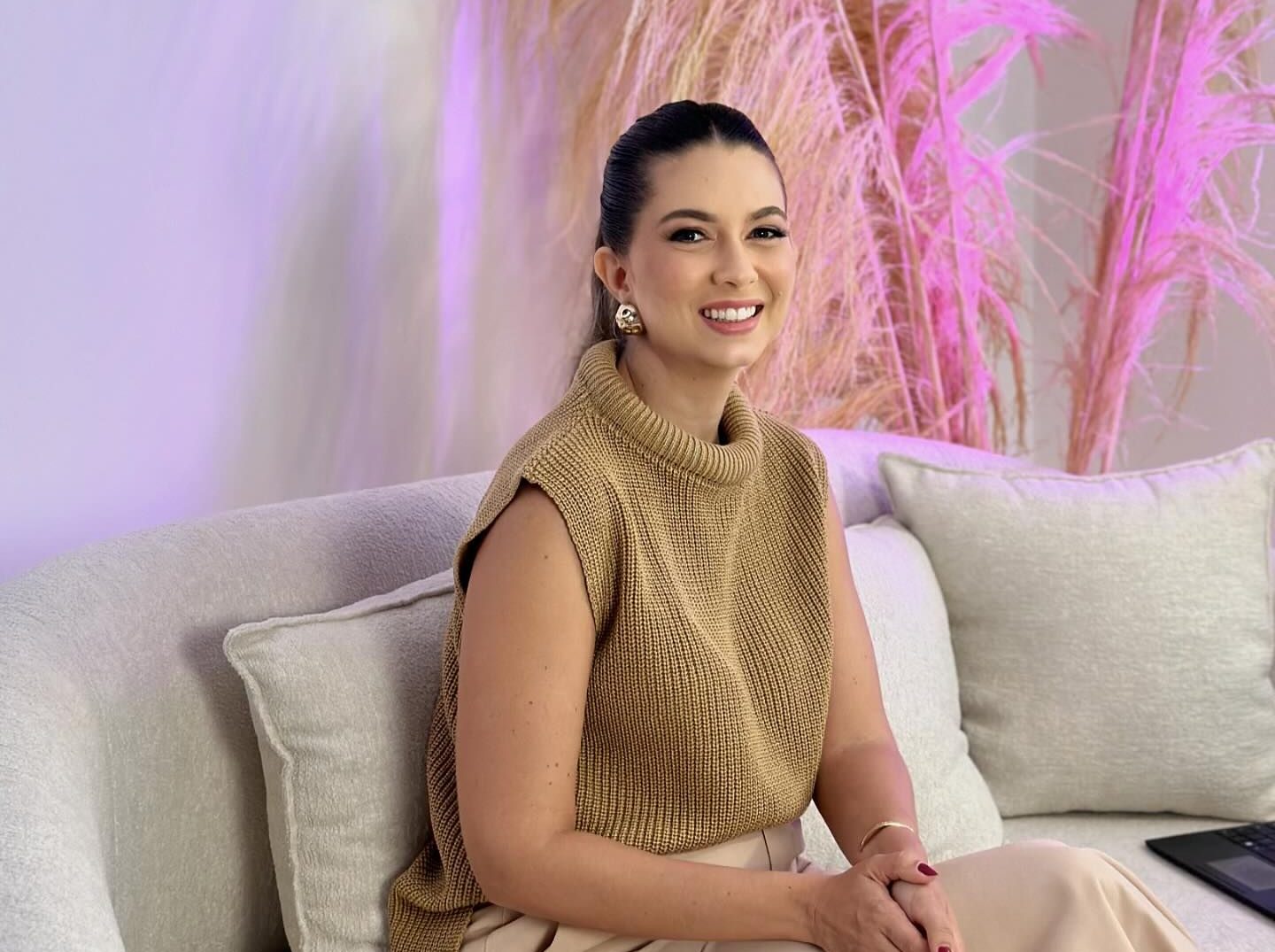 Influenciadora potiguar Tainá Medeiros morre aos 34 anos