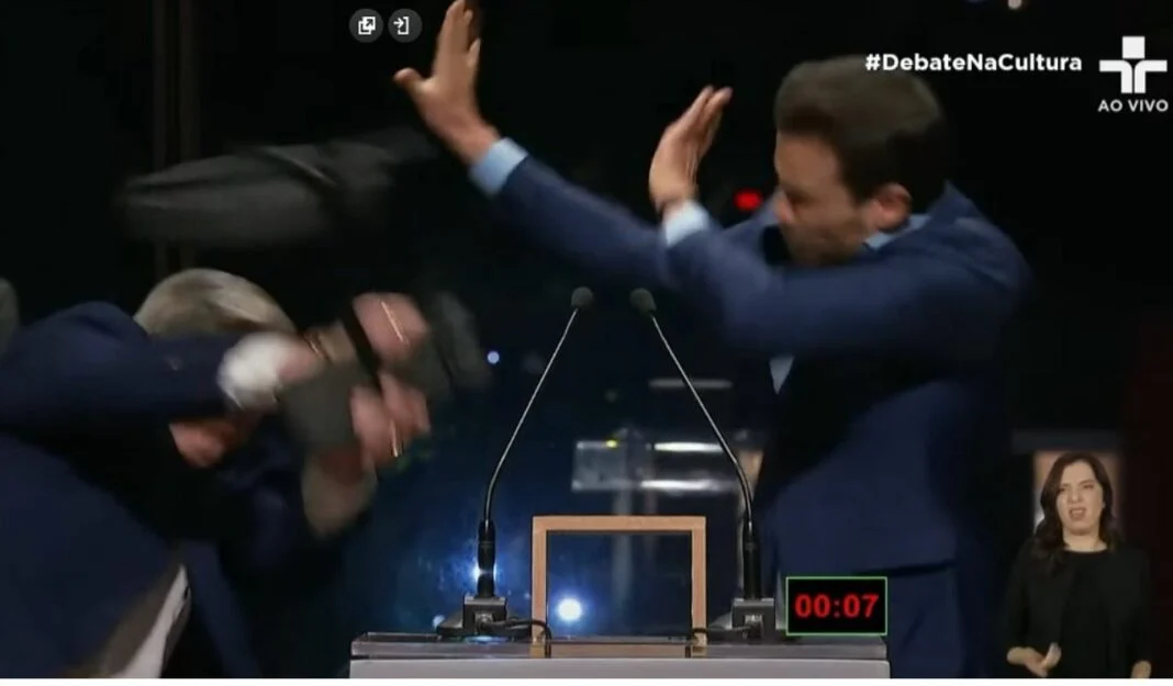 Datena ataca Marçal com cadeira durante debate; confira o vídeo